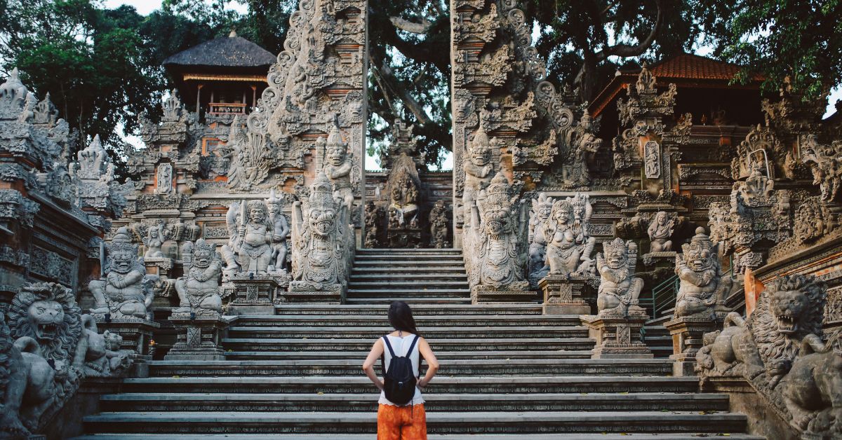 Indonesia Packing Guide 2023: Maximize Your Luggage Space for an ...